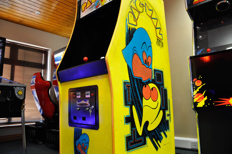 Pac-Man Arcade Machine - Original from early 80s | Free Delivery