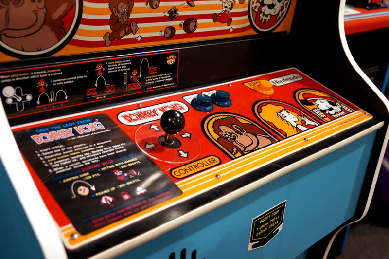 Donkey kong arcade machine - gssubtitle